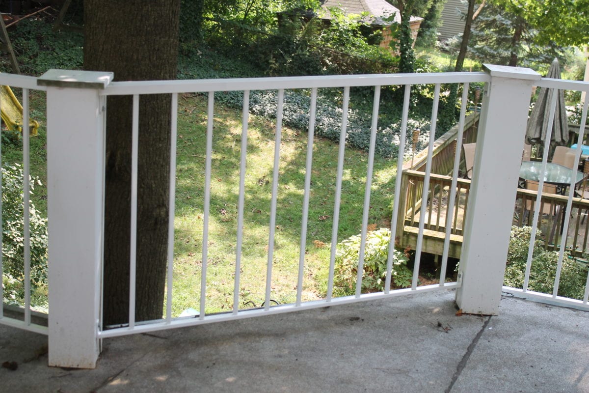 Plain Picket Railings - Koppers Fabricators Inc.